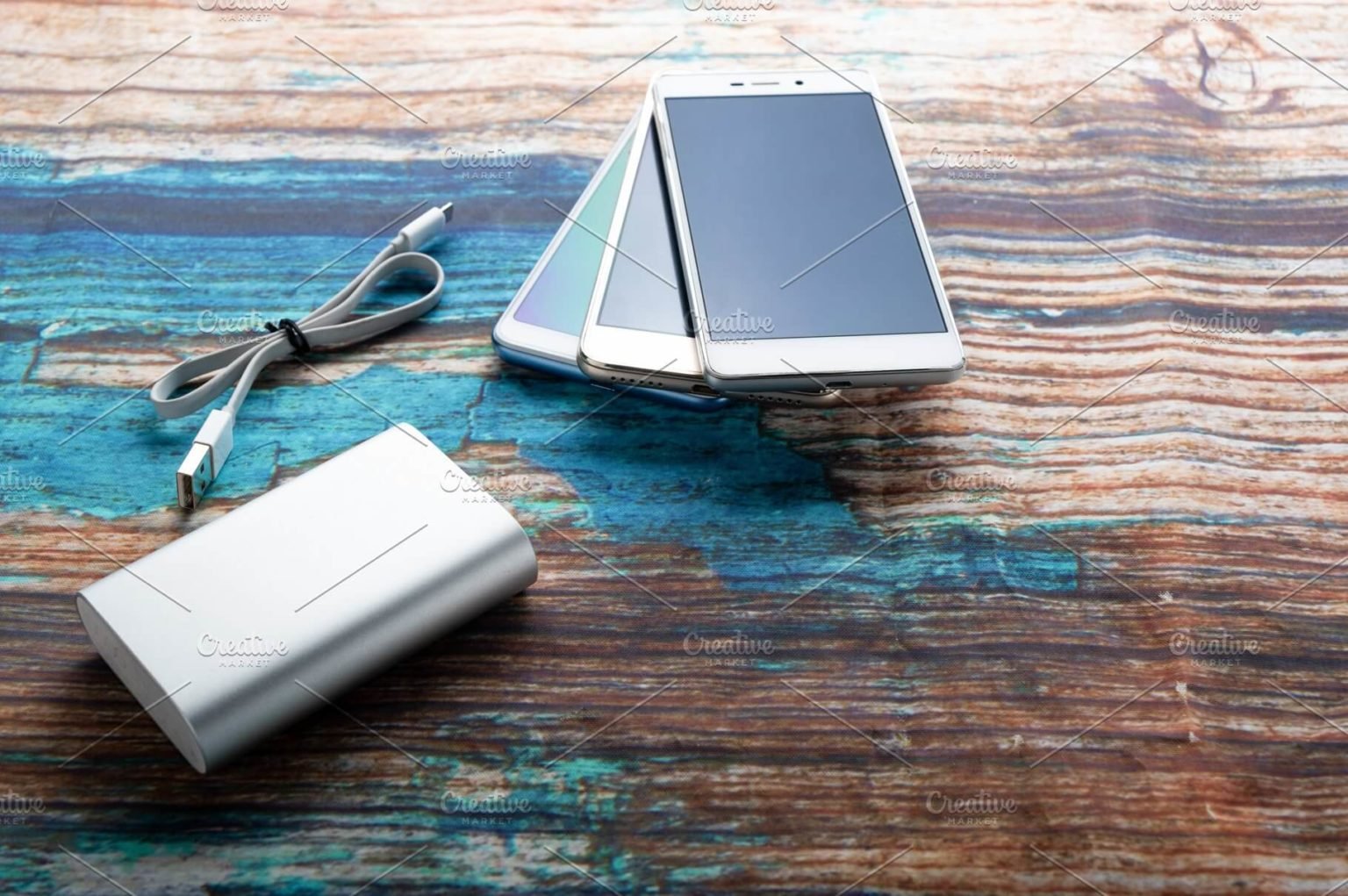 20+ Excellent Free Mobile Charger Mockup PSD Templates