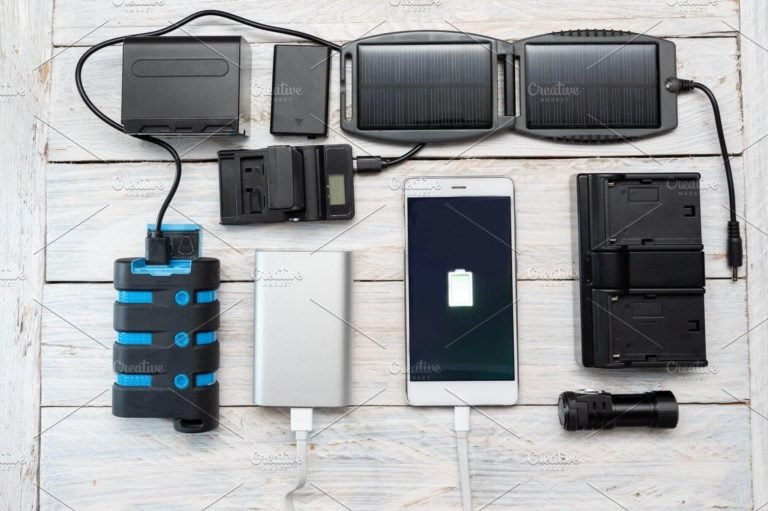 20+ Excellent Free Mobile Charger Mockup PSD Templates