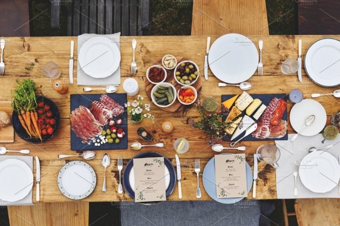 30+ Dinner Set Mockup PSD Free & Premium Templates