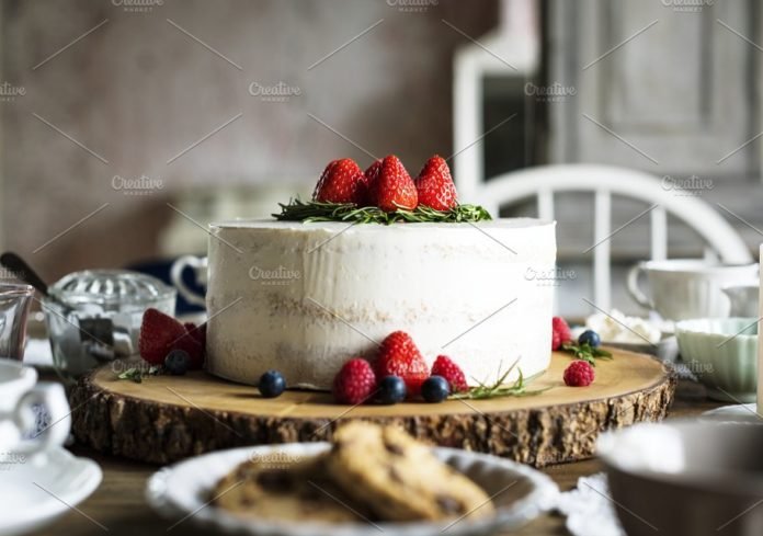 30+ Free Bakery Mockup PSD & Vector Template for Branding