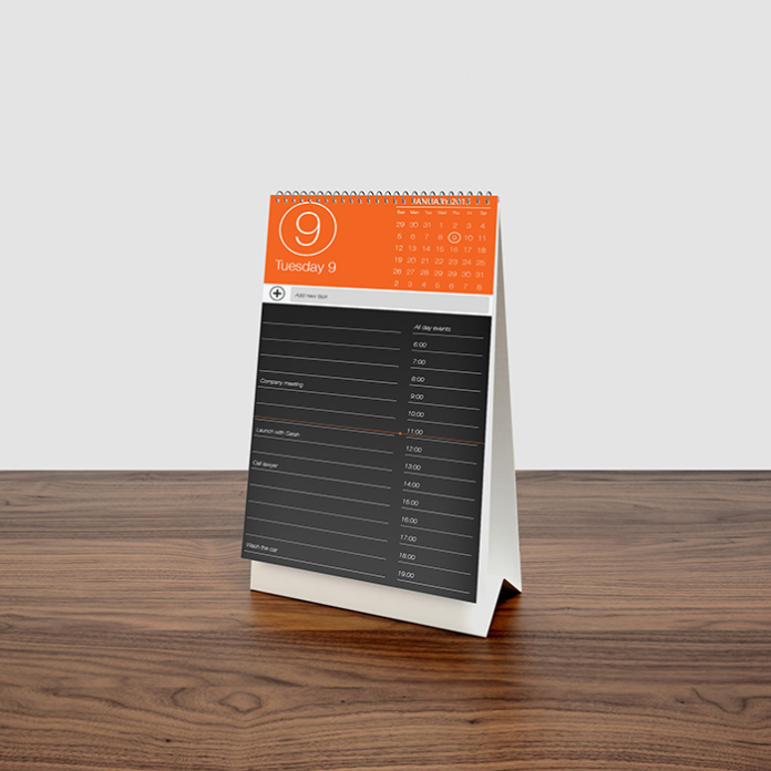 41+Best Free Desk Calendar Mockup PSD Templates