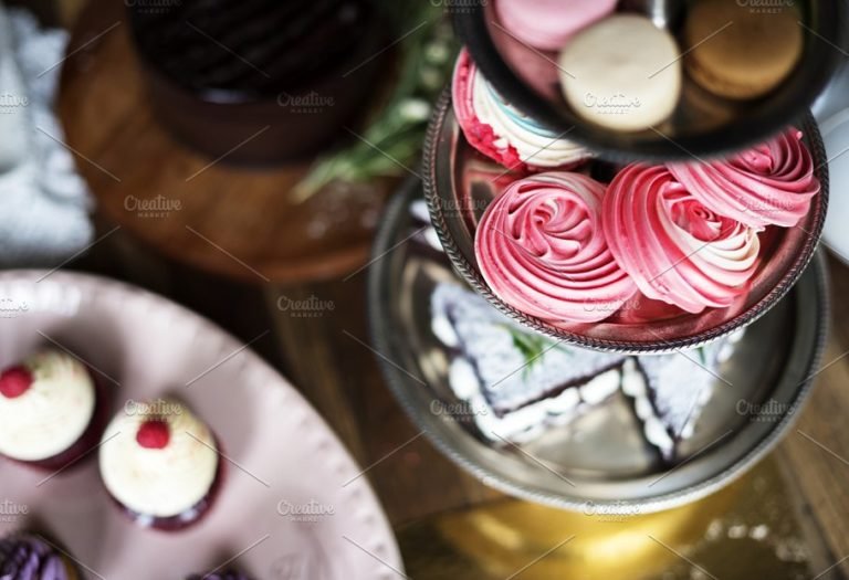 30+ Free Bakery Mockup PSD & Vector Template for Branding