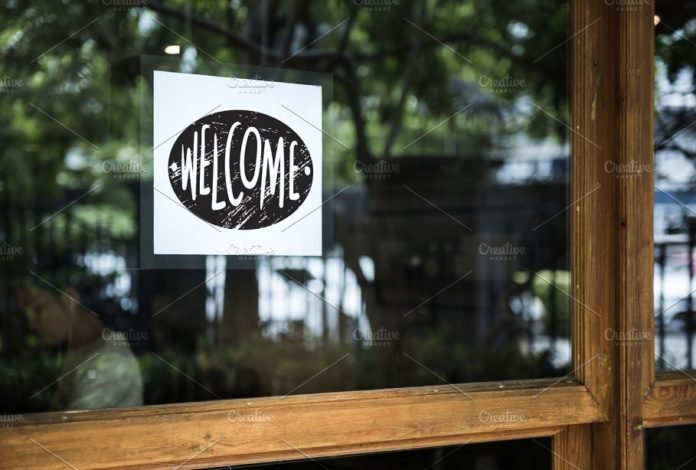 40+ Door Sign Mockup |Free Creative Door Hanger PSD Template