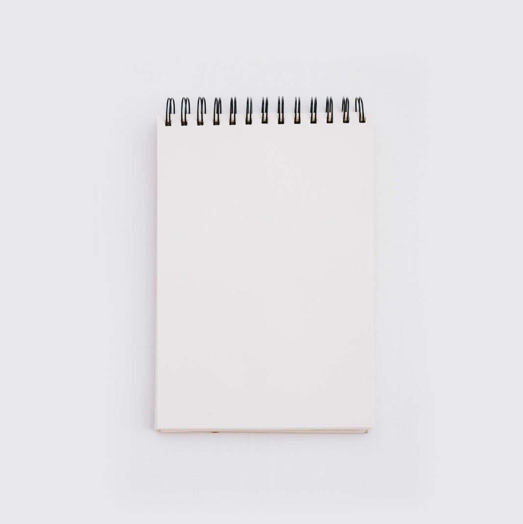 Free Block Note Mockup PSD Template - Mockup Den