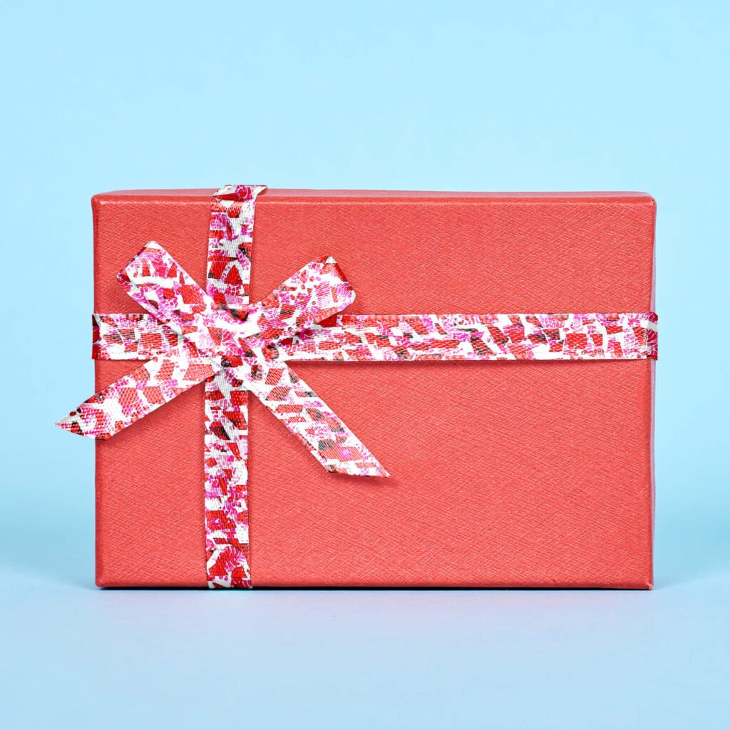 Free Packaging Ribbon Mockup PSD