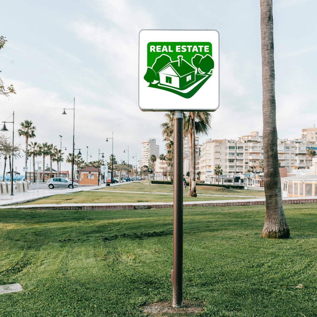 21+ Best Yard Sign Mockup PSD Template For Marketing